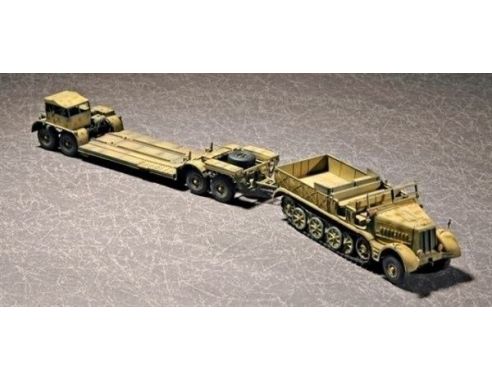 TRUMPETER 07275 SD.KFZ.9 18T HELF-TRACK Modellino