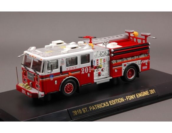 Code3 COD13031 ST.PATRICK'S EDITION FDNY ENGINE 201 1:64 Modellino