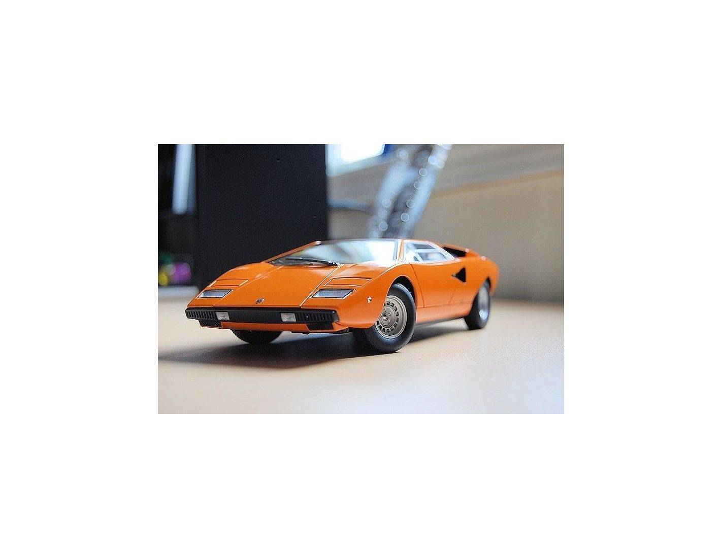 Auto Art / Gateway AA74647 LAMBORGHINI COUNTACH LP400 1970 ORANGE 1:18 ...