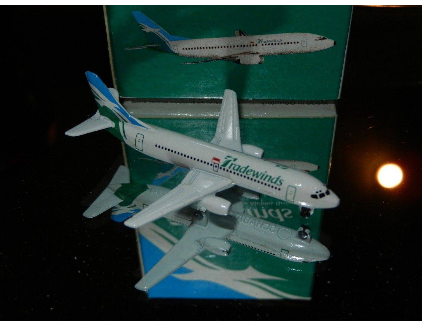 Schabak 925/115 BOEING 737 TRADEWINDS 1/600 Modellino