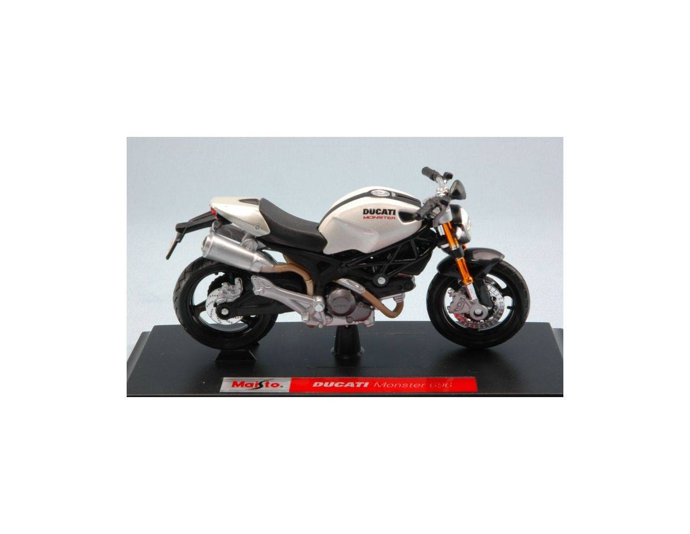 Maisto MI08056W DUCATI MONSTER 696 WHITE-PEARL 1:18 Modellino