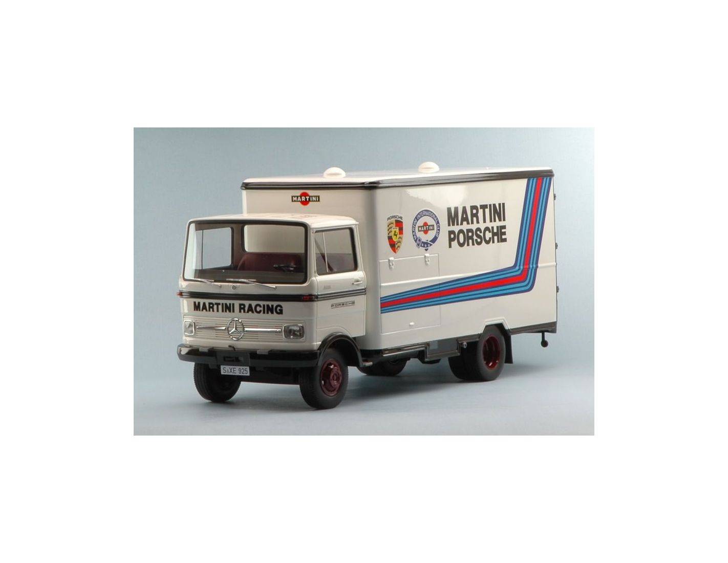 Premium Classixx PREM30043 MERCEDES LP 608 SERVICE TRUCK MARTINI 1:18 ...