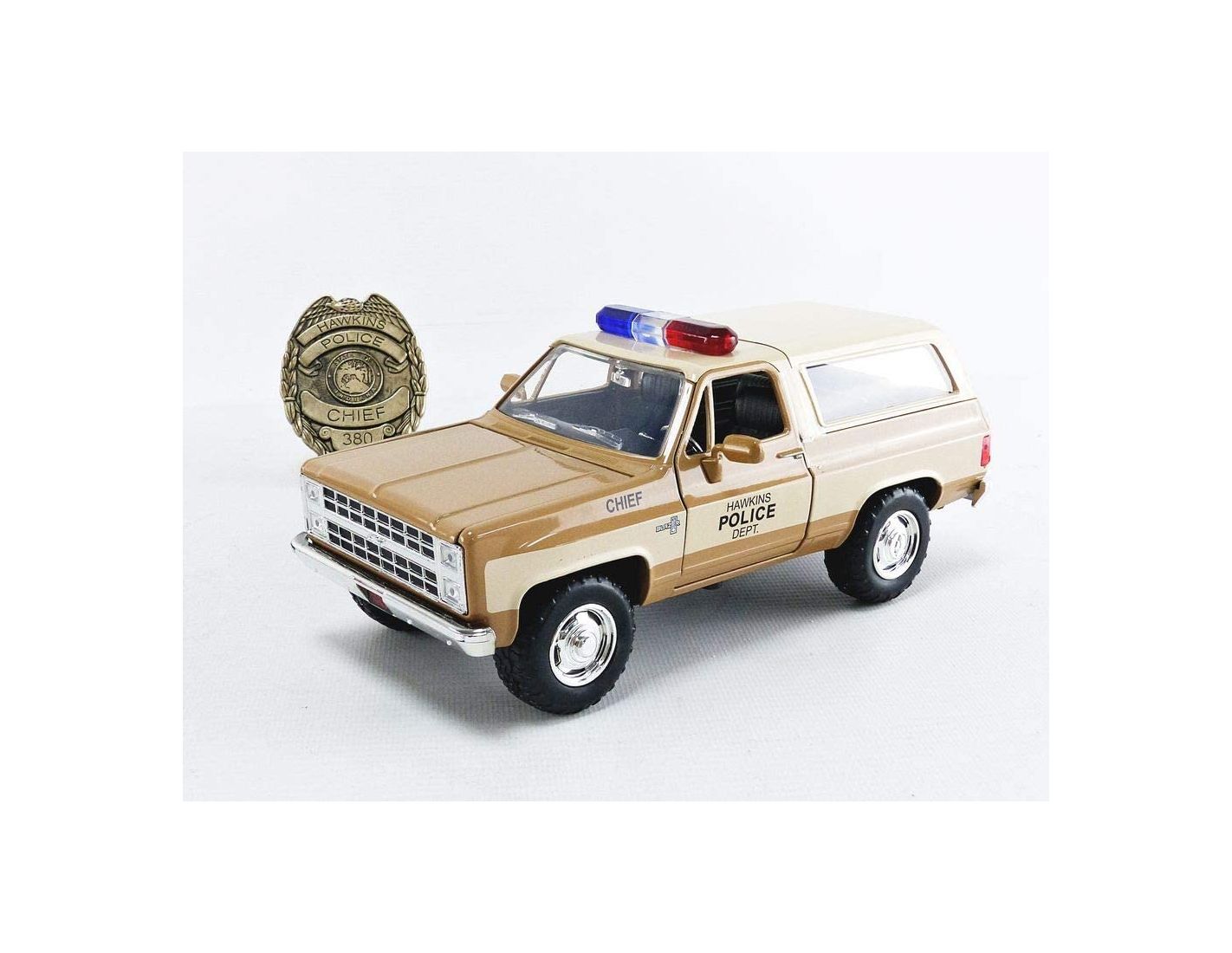 JADA TOYS JADA31111 HOPPER'S CHEVY BLAZER WITH POLICE BADGE STRANGER ...